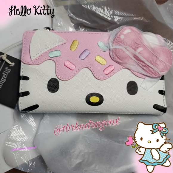 Hello Kitty | Bags | Nwt Hello Kitty Wallet Cupcake Samrio Loungefly ...